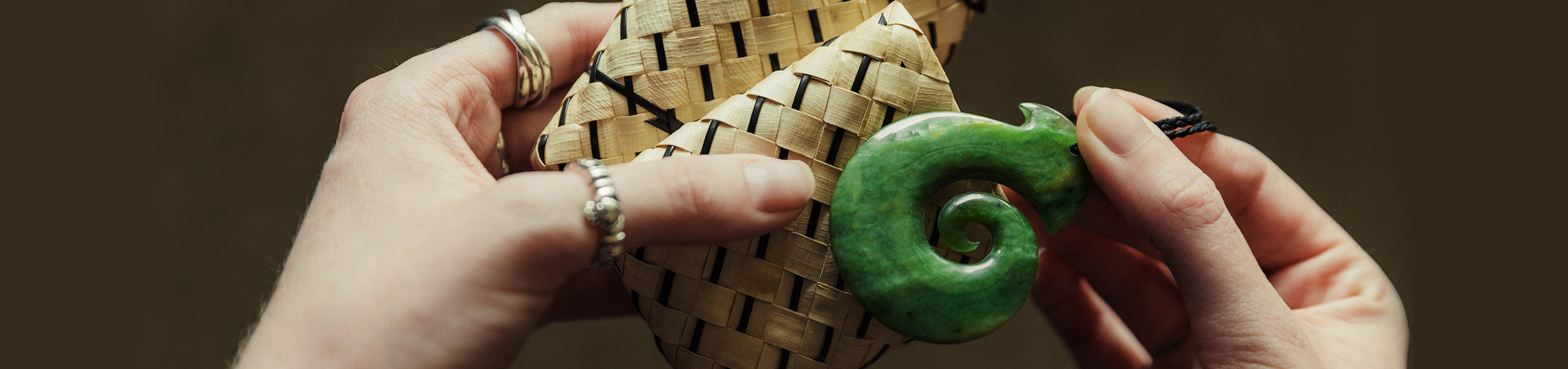 Gifts of Pounamu – Auckland Museum Online Store