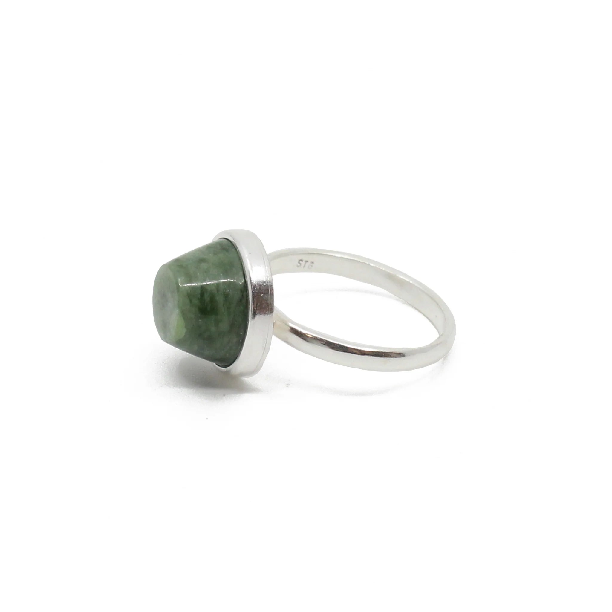 Tapered Cylinder Pounamu Ring | by Ana Krakosky – Auckland Museum ...